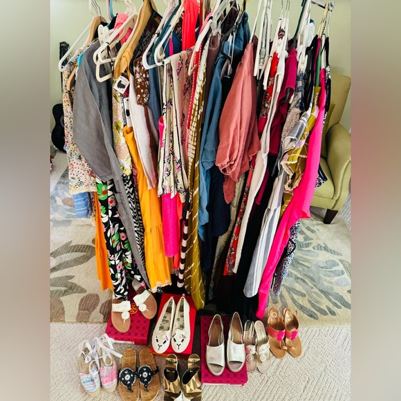 Dresses | 64 Quick List | Poshmark